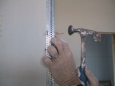 Plastering Diy Tips installing plaster metal external, beads and angles